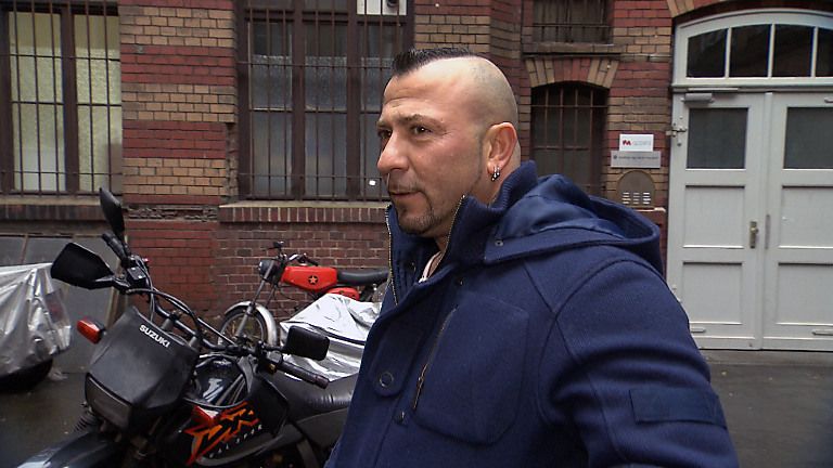 Folge 342 vom 16.01.2013 - Berlin - Tag & Nacht | RTL+ Folge 342 vom 16.01.2013 - Berlin - Tag & Nacht | RTL+