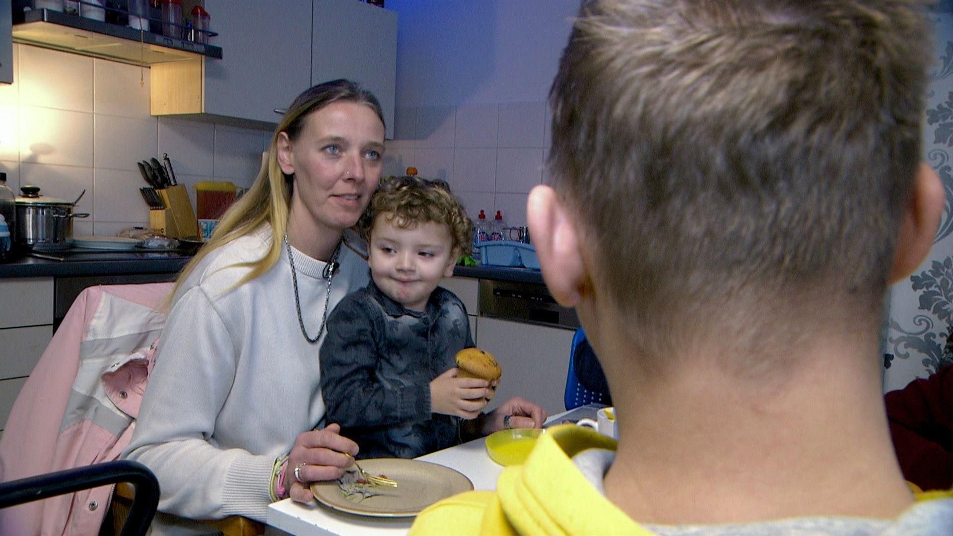 Folge 5 - Hartz und herzlich - Tag für Tag - Staffel 2 | RTL+