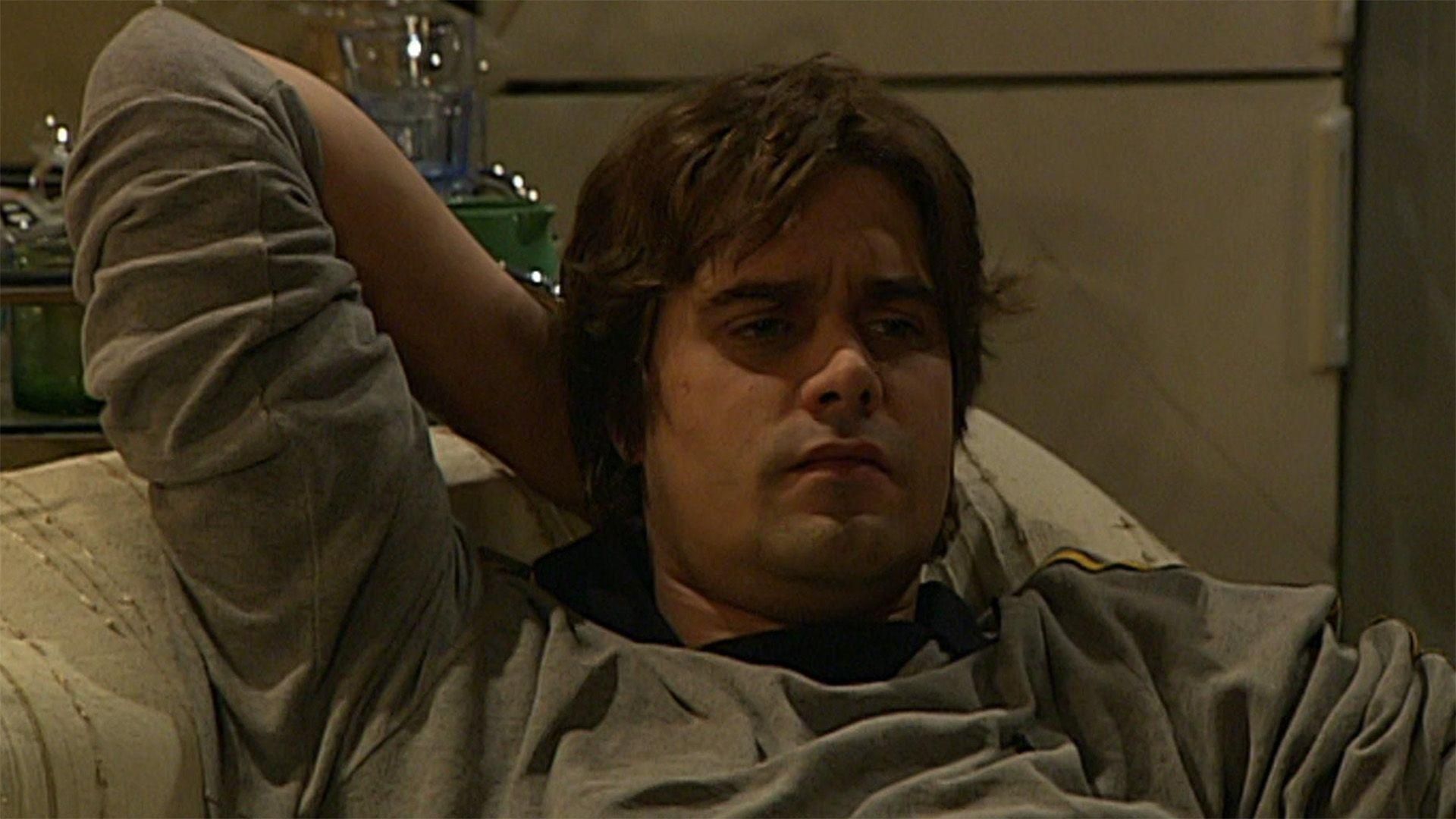 Folge 3116 vom 03.12.2004 - Gute Zeiten, schlechte Zeiten | RTL+