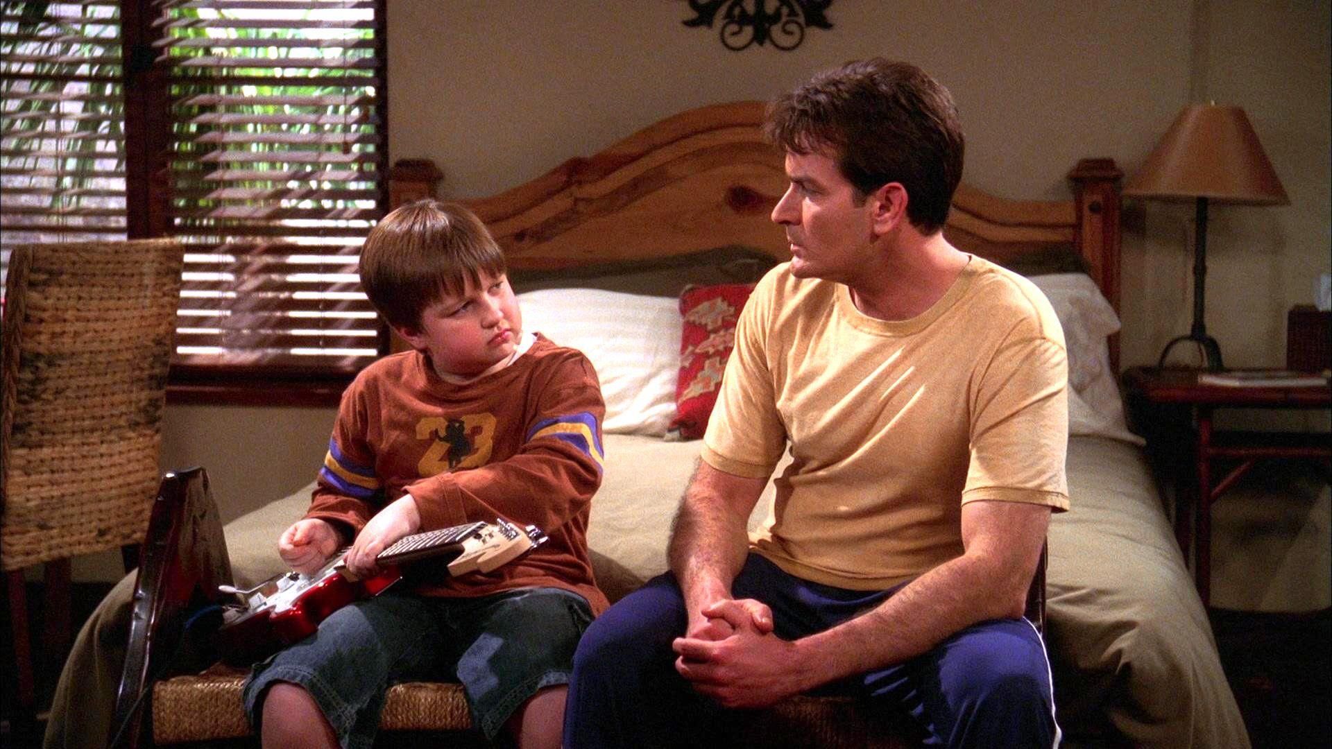 Folge 20 - Two and a Half Men - Staffel 1 | RTL+