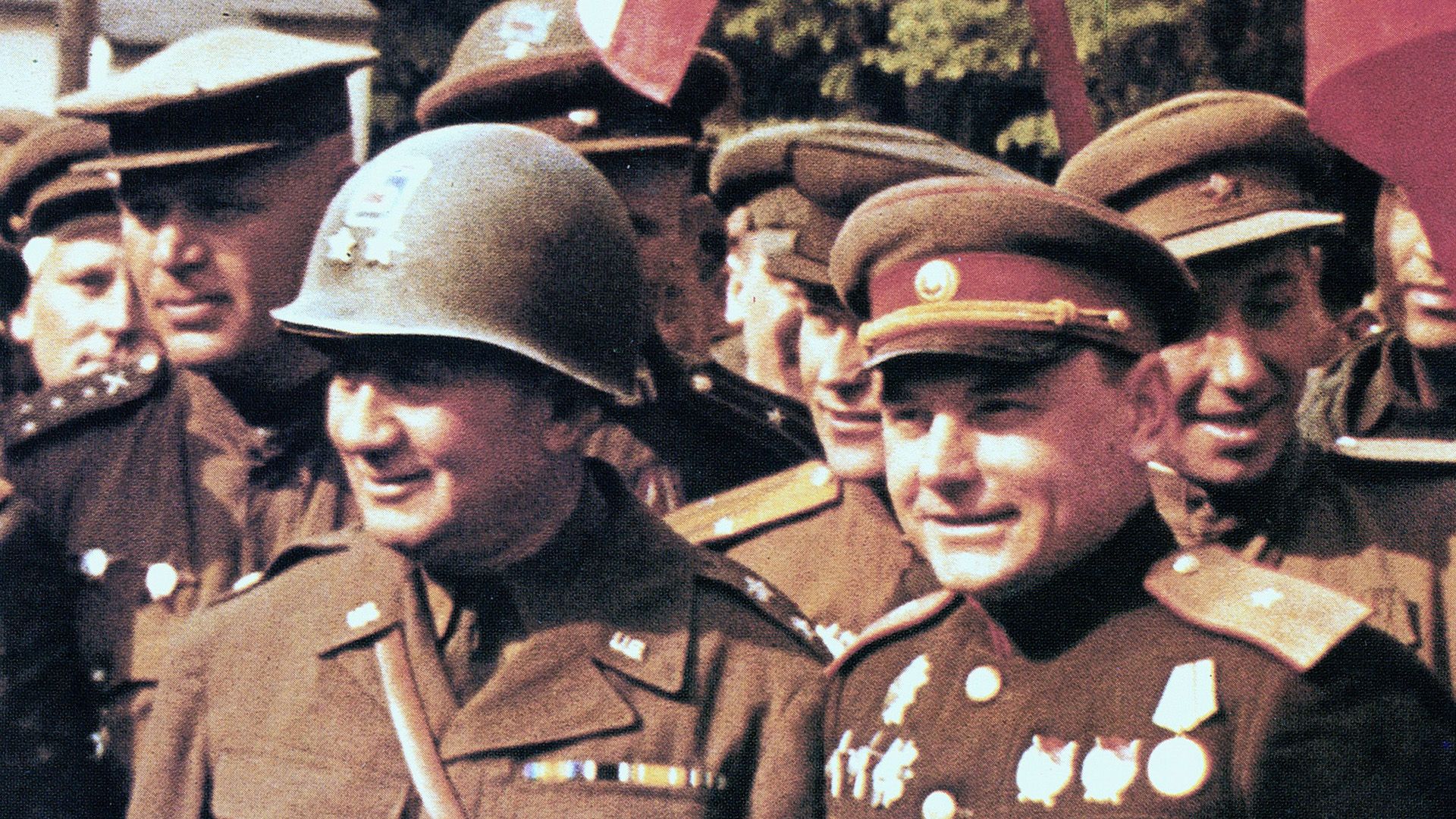 Folge 2 vom 25.07.2024 - Das Kriegsende in Farbe | RTL+ Folge 2 vom 25.07.2024 - Das Kriegsende in Farbe | RTL+